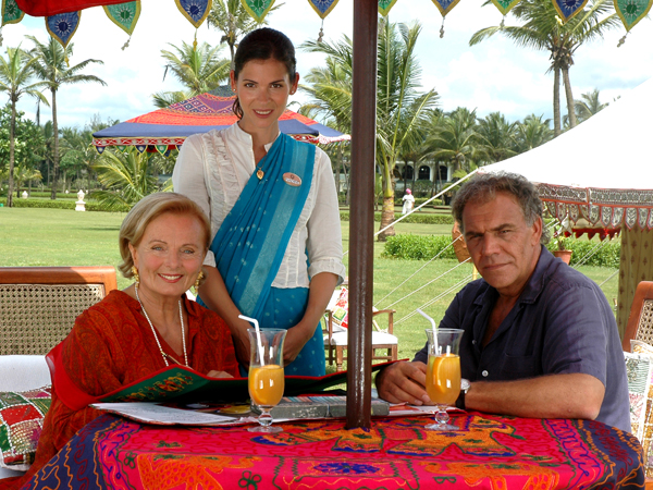 Die beliebte Filmreihe "Das Traumhotel" auf Romance TV anschauen